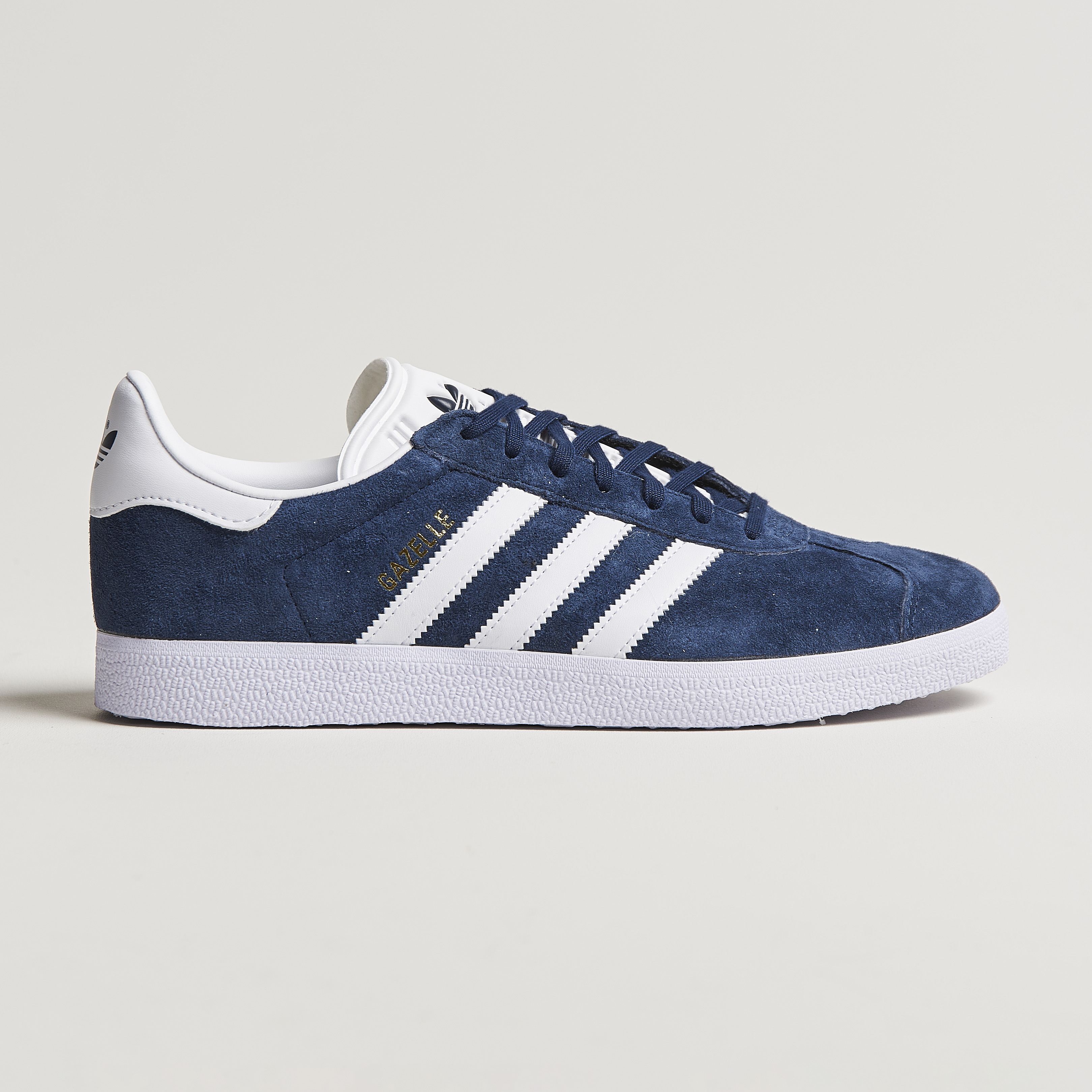 adidas Originals Gazelle Sneaker Navy/White su CareOfCarl.it