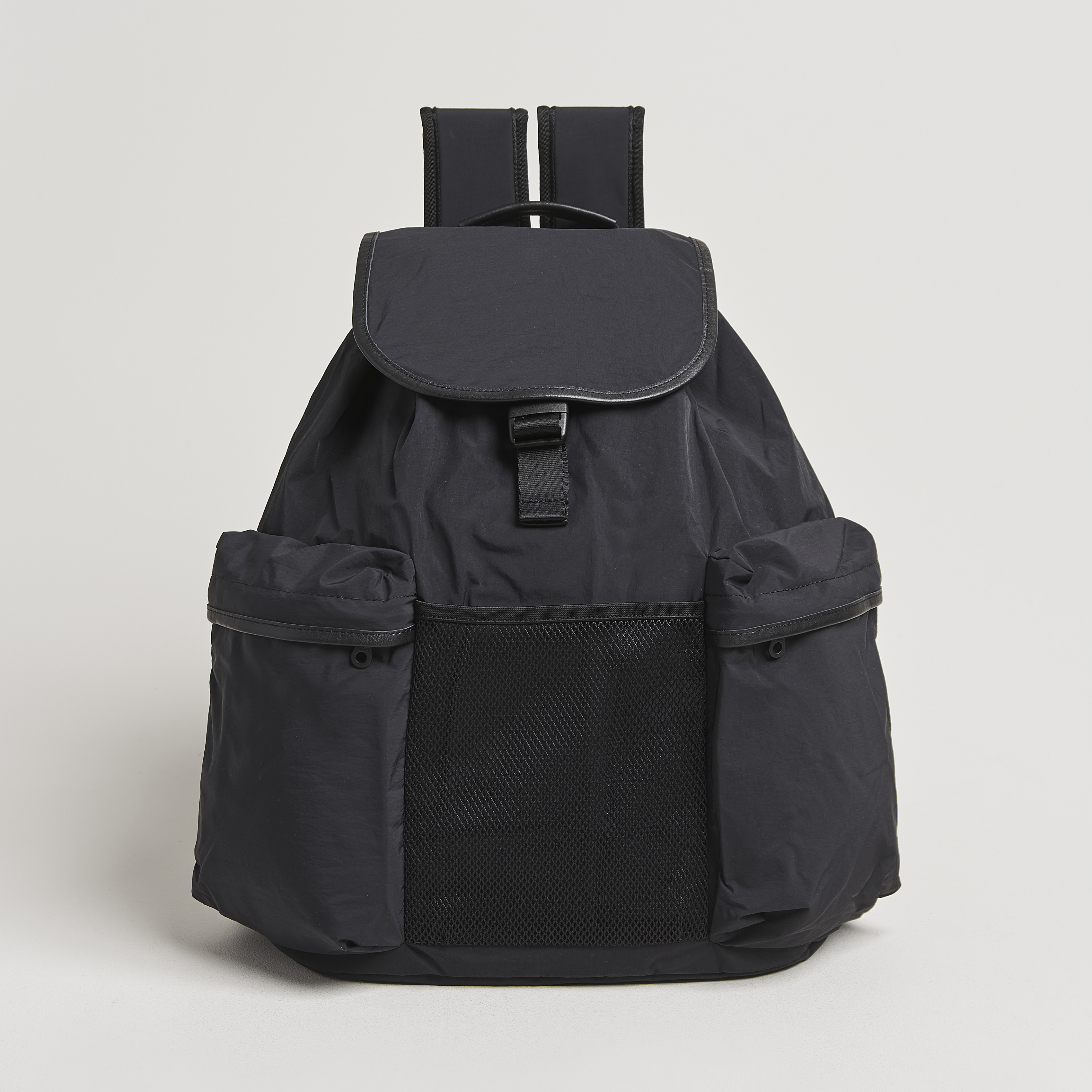 mazi untitled All Day 04 Nylon Backpack Black su CareOfCarl.it