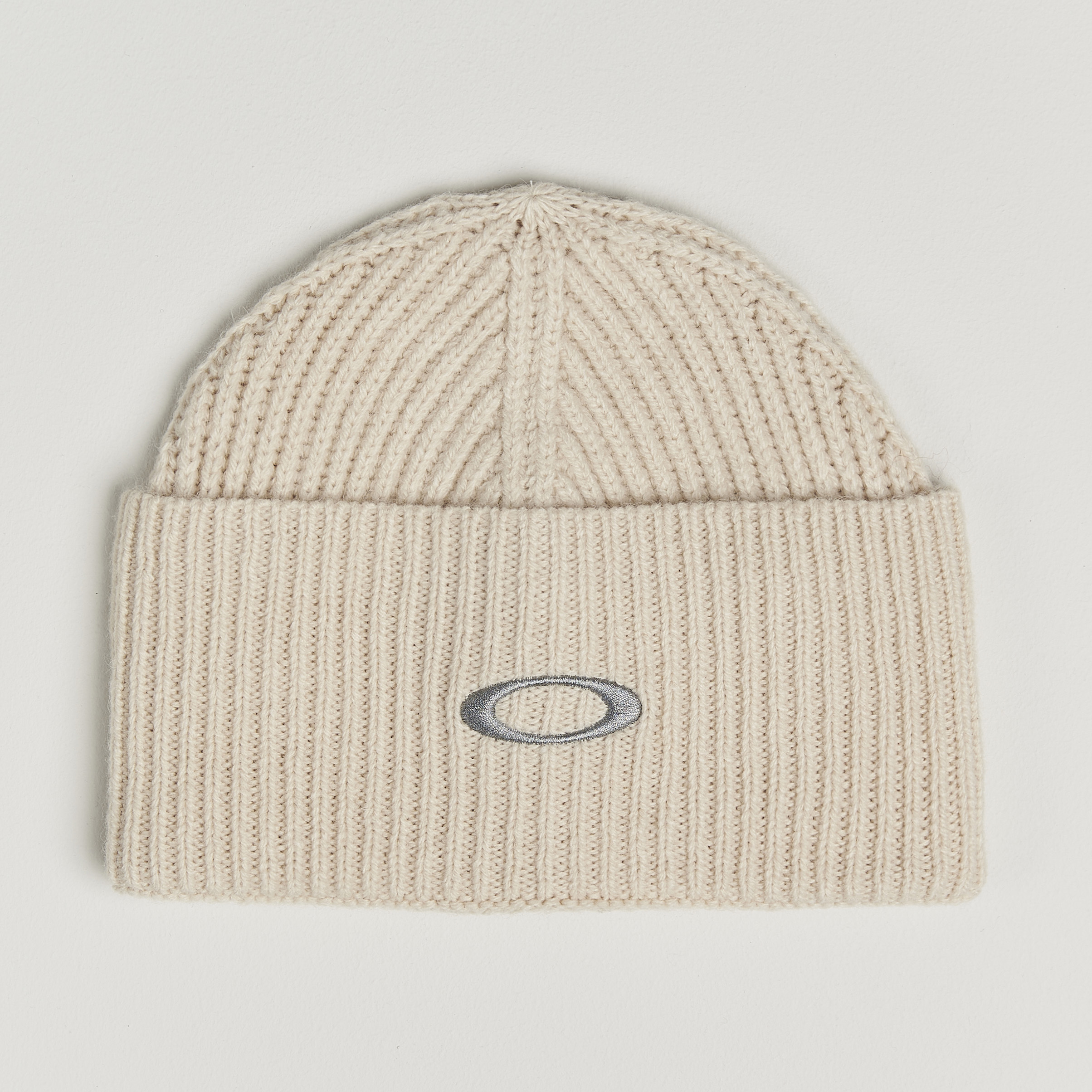 Oakley Ellipse Ribbed Beanie Mist su CareOfCarl.it