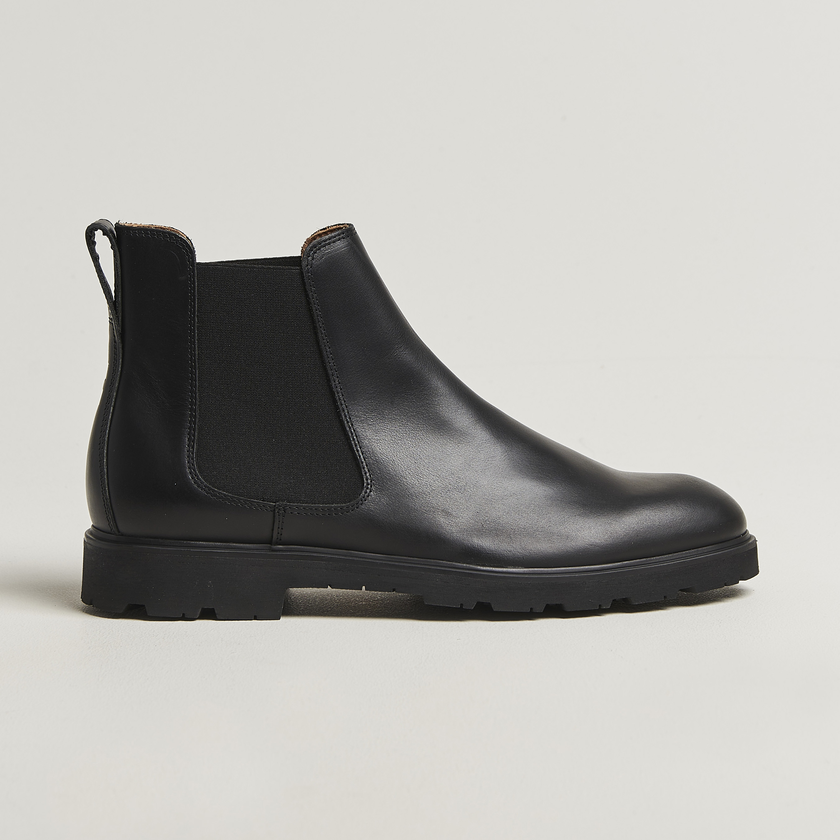 UBR Thunder Chelsea Leather Boot Black su CareOfCarl.it