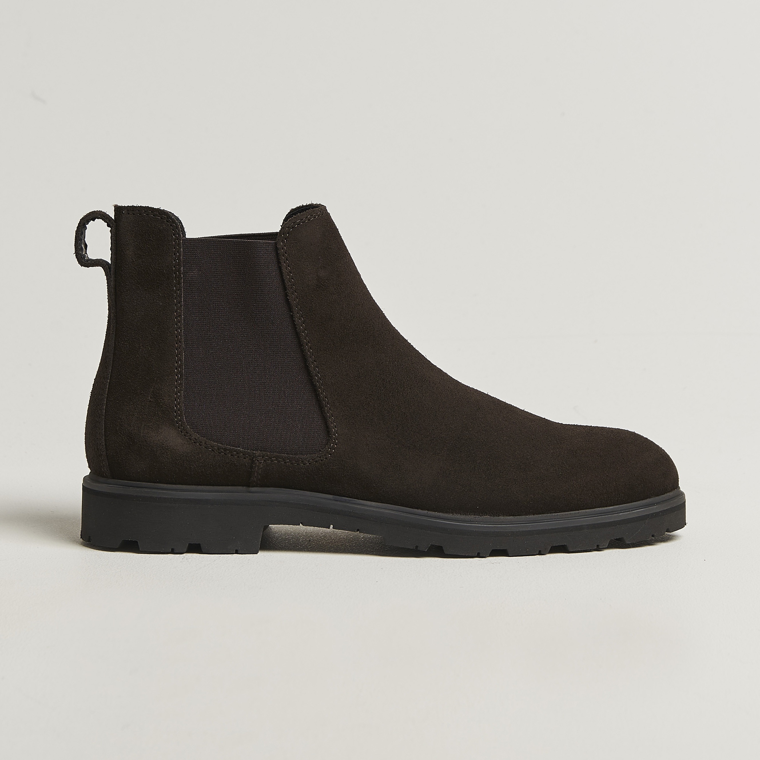 UBR Thunder Chelsea Suede Boot Dark Brown su CareOfCarl.it
